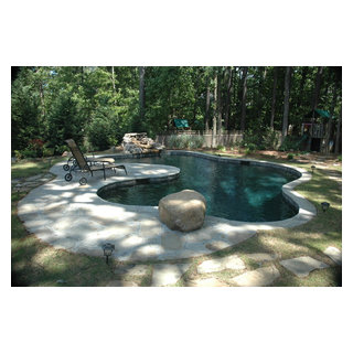The customer wanted a pool that looks like a pond! - Modern - Pool ...