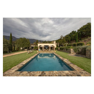 Toro Canyon Tuscan Style Pool and Landscape | Santa Barbara CA ...