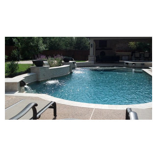 Travertine Pool with Raised Beam Wall & Spa with Custom Scupper ...