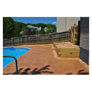 Triangle Residence - New In-Ground Swimming Pool - Classique - Piscine ...