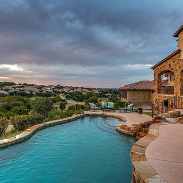 Tuscan Courtyards - Photos & Ideas | Houzz