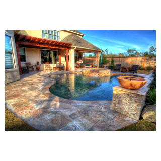 Walk-in Pool - Mediterranean - Pool - Houston - by Absolutely Outdoors ...