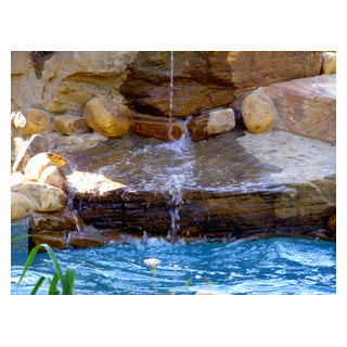 Water-Features - Traditional - Pool - Dallas - by Pools of Living Water ...