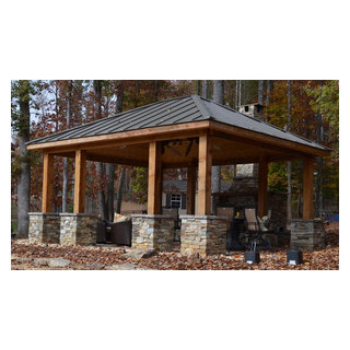 Western Red Cedar Pavilion and Fireplace - Rustikal - Pools ...