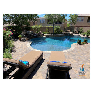 Wet Decks, Baja Shelf, Tanning Ledge, Shamu Shelf - Pool - Las Vegas ...