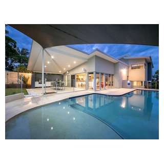 Yeronga - Contemporary - Pool - Brisbane - by Civic Steel Homes | Houzz