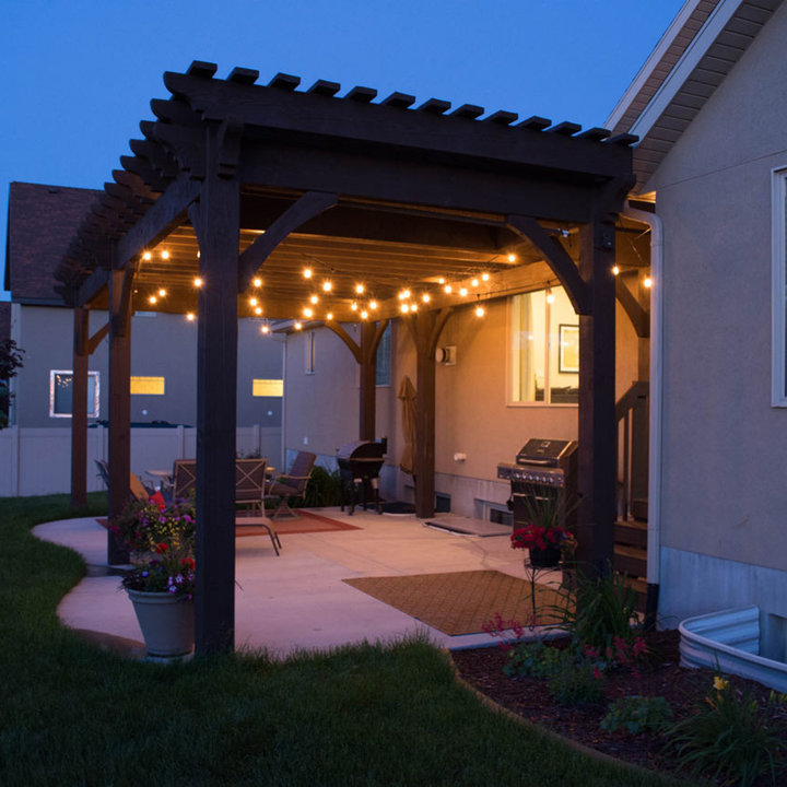 Two Post Pergola - Photos & Ideas | Houzz