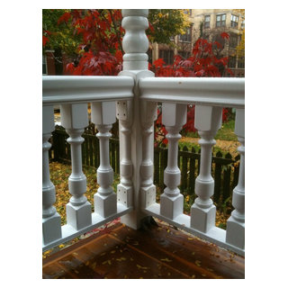 Chicago Porch, Colonial Spindles - Traditional - Veranda - Chicago - by ...