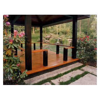 Intimate waterfront deck inspired by Japanese pagoda design - Asian ...