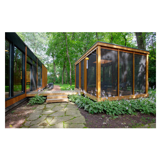 MCM Renovation Mt Pleasant - Midcentury - Porch - Milwaukee - by ...