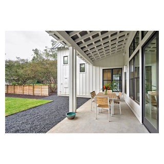 Modern Farmhouse - Farmhouse - Porch - Austin - by User | Houzz