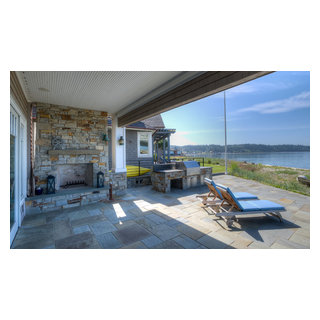 South Mutiny Bay Road, Whidbey Island WA - Beach Style - Porch ...