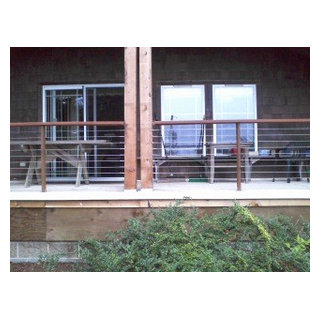 Stainless steel cable railing systems - Modern - Verandah - Seattle ...