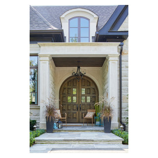 The Curved Lot - Traditional - Veranda - Toronto - by David Small ...