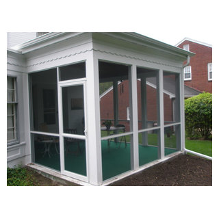 Three seasons porch - Traditional - Porch - Grand Rapids - by PHB ...