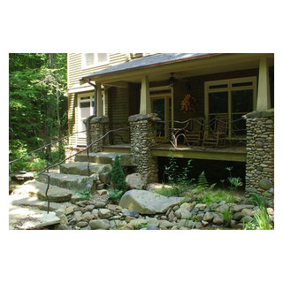 Vine Railing - Rústico - Porche - Atlanta - de Owens Welding, Inc. | Houzz