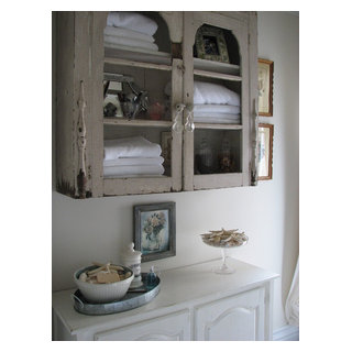 miriam manzo - Shabby-chic Style - Powder Room - Toronto - by miriam ...