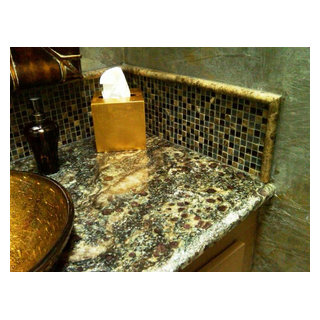 Pride - Traditional - Powder Room - Seattle - by Tracy Wade Design, LLC ...