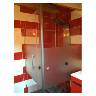 Pare douche décor biseaux - Contemporary - Bathroom - Lyon - by Glass ...