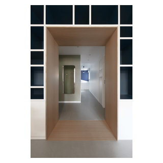 Rénovation totale d'un appartement de 80m2 - Contemporary - Family Room ...