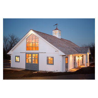 Barrington Hills Barn - Farmhouse - Shed - Chicago - by Tiedmann ...
