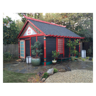 Old garage transformed into a traditional Japanese structure - Asian ...