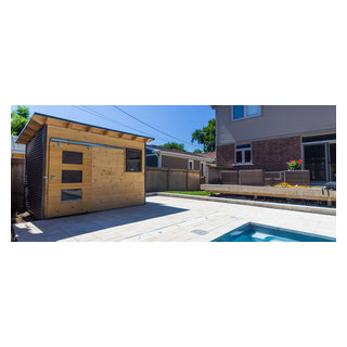 Pool Shed and Change Room / Bathroom - Modern - Shed - Toronto - by ...