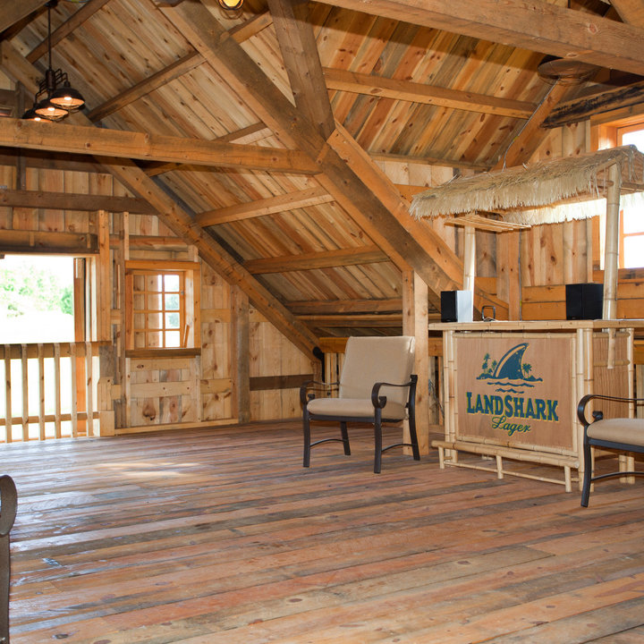 Recreation Barn - Photos & Ideas | Houzz