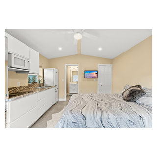 Tiny Home - 210 Square Feet - Modern - Shed - Tampa - by Suncrest Home ...