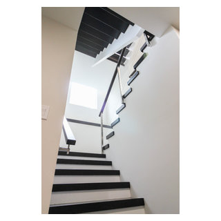 70_Contemporary Stairs With No Risers & Horizontal Railing, Vienna VA ...