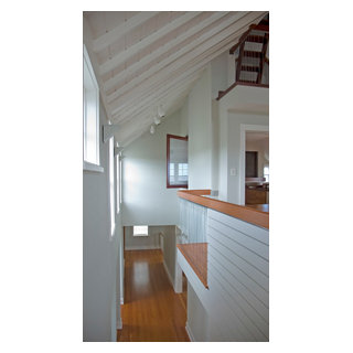 Amanda - Beach Style - Staircase - Providence - by MaMo Architects | Houzz