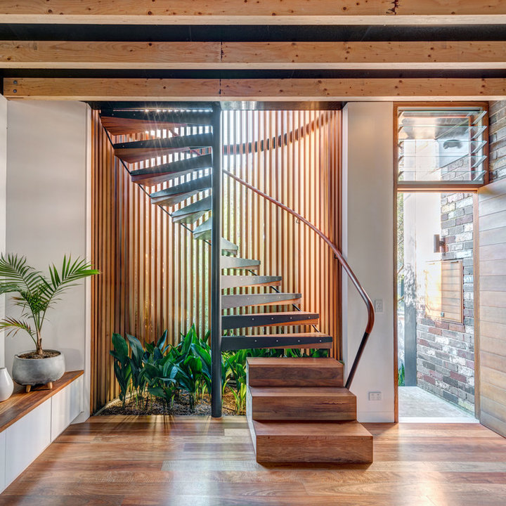 Industrial Staircase Design Ideas, Inspiration & Images - June 2024 ...