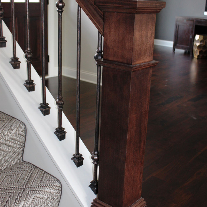 Box Newel - Photos & Ideas | Houzz