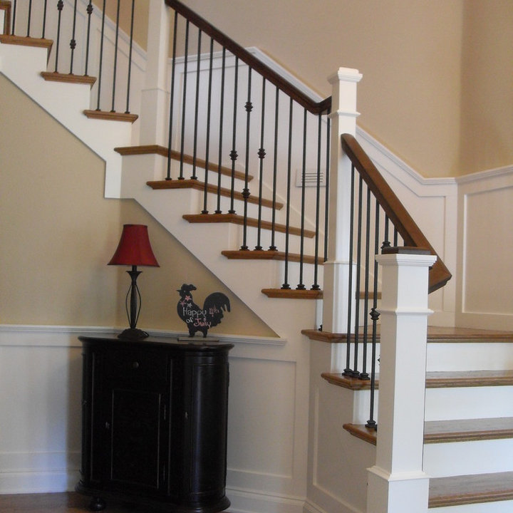 Box Newel - Photos & Ideas | Houzz