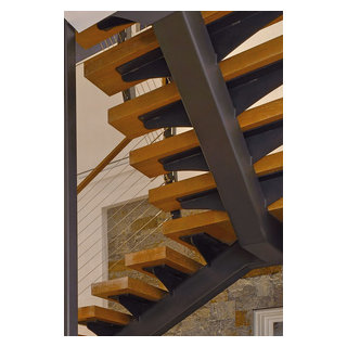 Custom Modern Center Stringer Stairs - Contemporary - Staircase - New ...