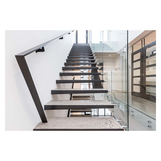 Day Haus - Modern - Staircase - Edmonton - by Engelman Construction Ltd ...