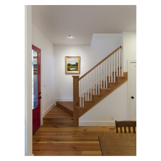 Farmhouse Stair - Farmhouse - Staircase - Austin - by Rauser Design | Houzz