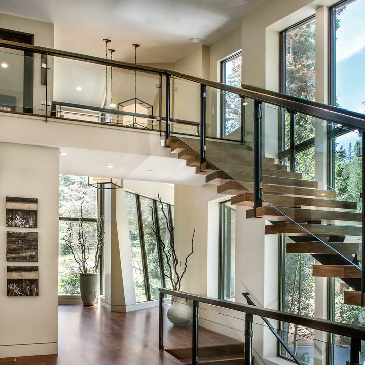 75 Beautiful Staircase with Open Risers Ideas and Designs - June 2025 ...