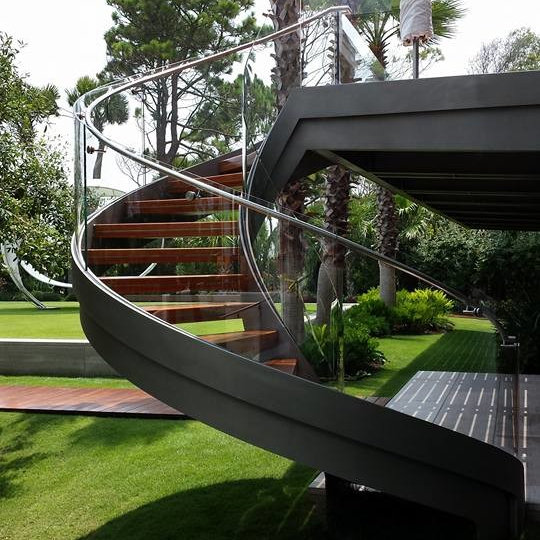 Fotos de escaleras | Diseños de escaleras exteriores - Agosto 2025 ...