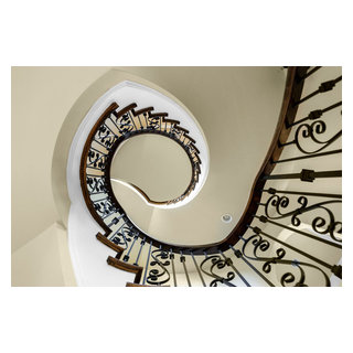 House of Turrets - Mediterranean - Staircase - Charlotte - by Grainda ...