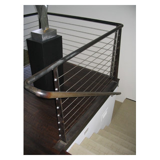 Linda - Moderne - Escalier - Orange County - par Taylor Made Iron | Houzz