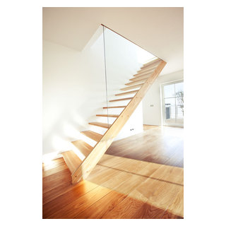 Michael Bogdanowicz - Modern - Staircase | Houzz