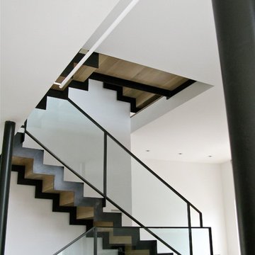 Side View Staircase - Photos & Ideas | Houzz
