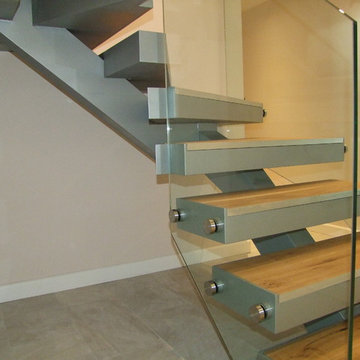 Single Spine Stair - Photos & Ideas | Houzz