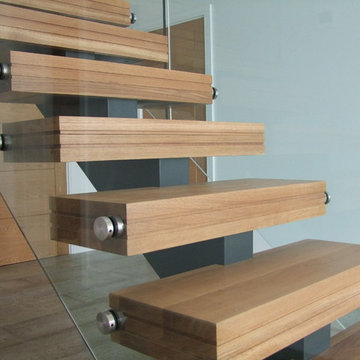 Single Spine Stair - Photos & Ideas | Houzz