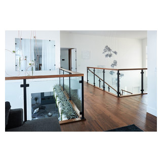 Steel and Concrete Mono Stringer with Clamped Glass Railing System ...