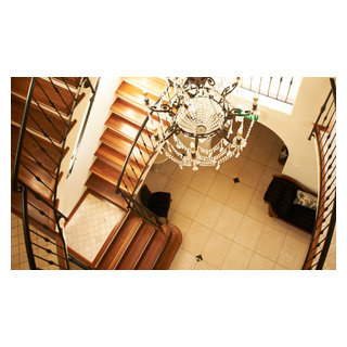 Tasmanian Hotel Villa Howden - Farmhouse - Staircase - Brisbane - by ...