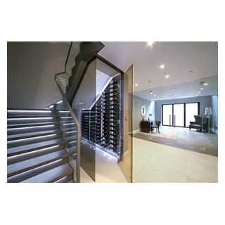 This time we worked on stairs, doors, balustrades, a partition wall ...