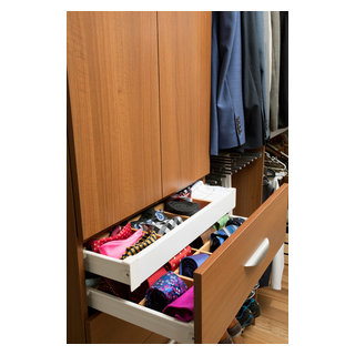 Master Bedroom Walk in Robe - Modern - Wardrobe - Brisbane - by ...