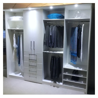 Modern Walk Through Wardrobe - Closet - Perth - by Alliance Robes | Houzz